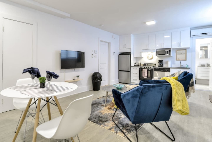 Hôtel à La Maison - The Villeray Nest - Dorval