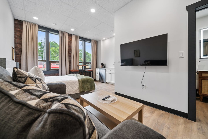 The Classic @ Themillrowssuites - New Glasgow