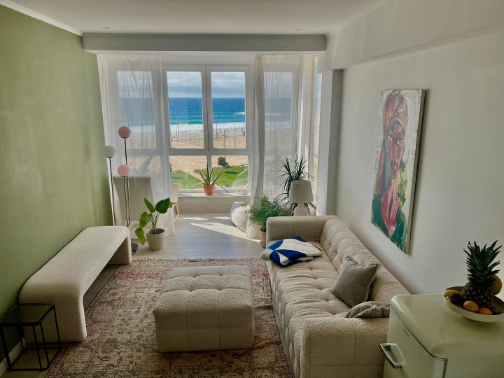 Cozy Oceanfront Surf Penthouse With Epic Rooftop - Costa da Caparica