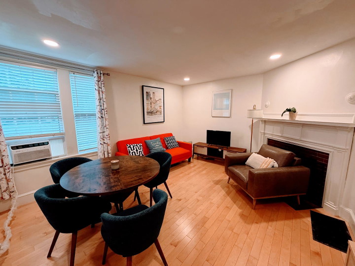 Comfy Stay Near Phillips Academy W/parking & Yard - Andover, MA