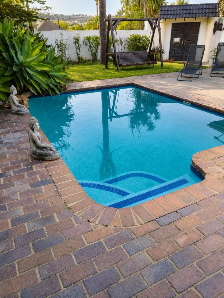 3. Lovely Poolside Unit, Wifi 300 Great Reviews - Johannesburg