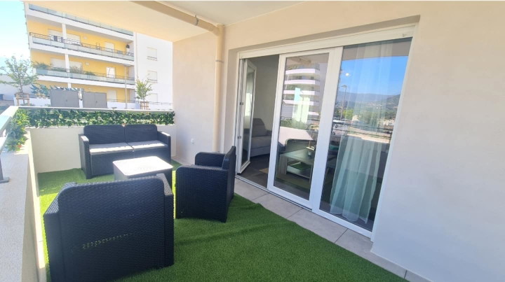 Appartement Neuf Et Cosy Avec Terrasse - Korsika