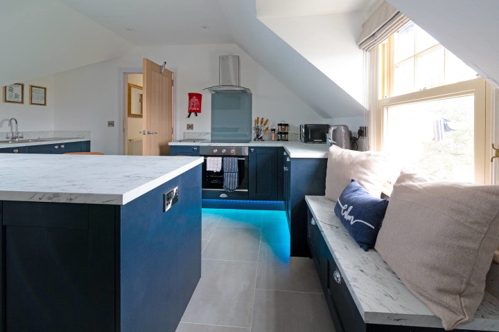 Stylish Loft Apartment | Central Melton | Parking - Melton Mowbray