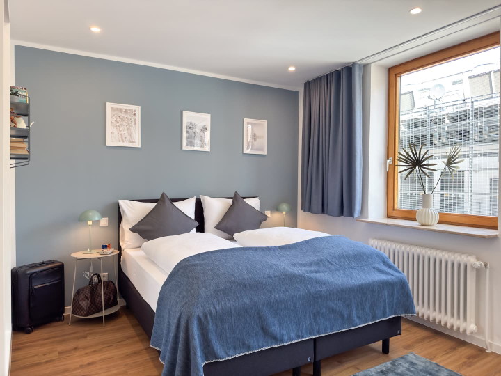 Frosty Whisper: Studio Apartment In The Old Town - Nuremberg