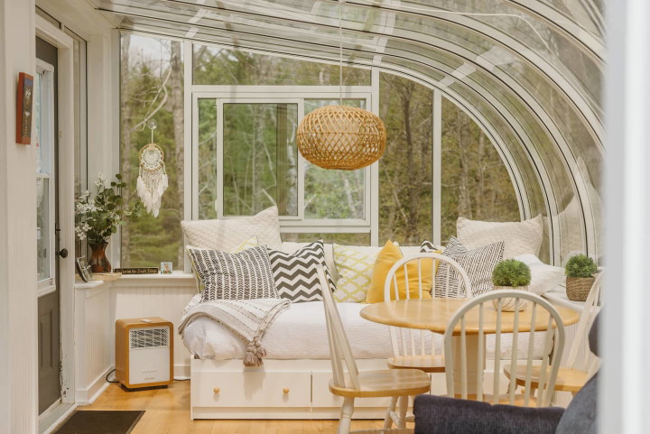 "Lisette's On Long Hill", Cozy With Boho Charm - Nova Scotia