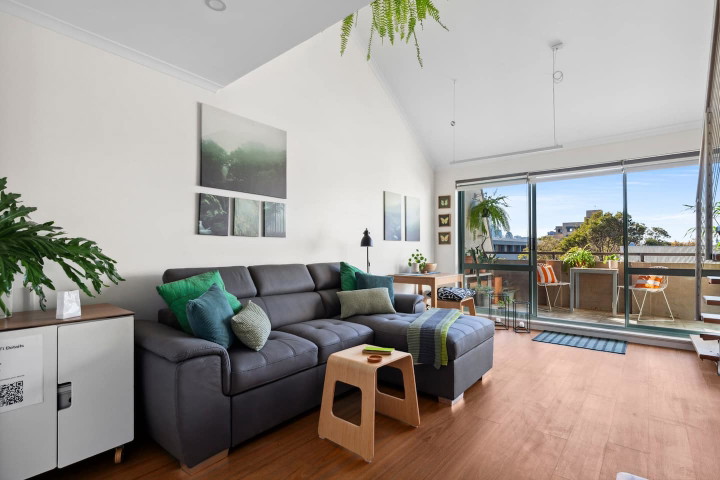 The Green Room In Newtown - Sydney