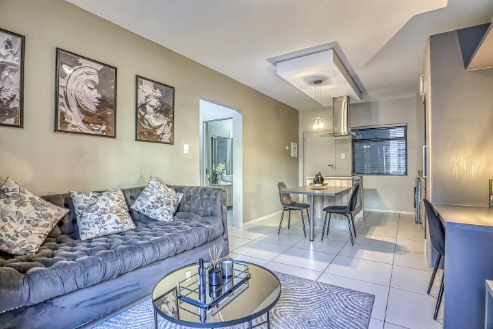 Exec Apartment In Sandton - Sandton