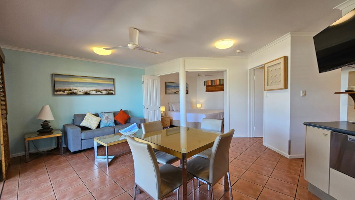 1 Bedroom Bayview Spa Apartment Stay 2+ & Save - Airlie Beach