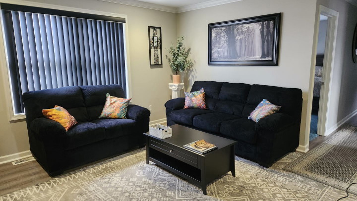 Very Secluded, Quiet, Location With Private Entry - Philadelphia, PA