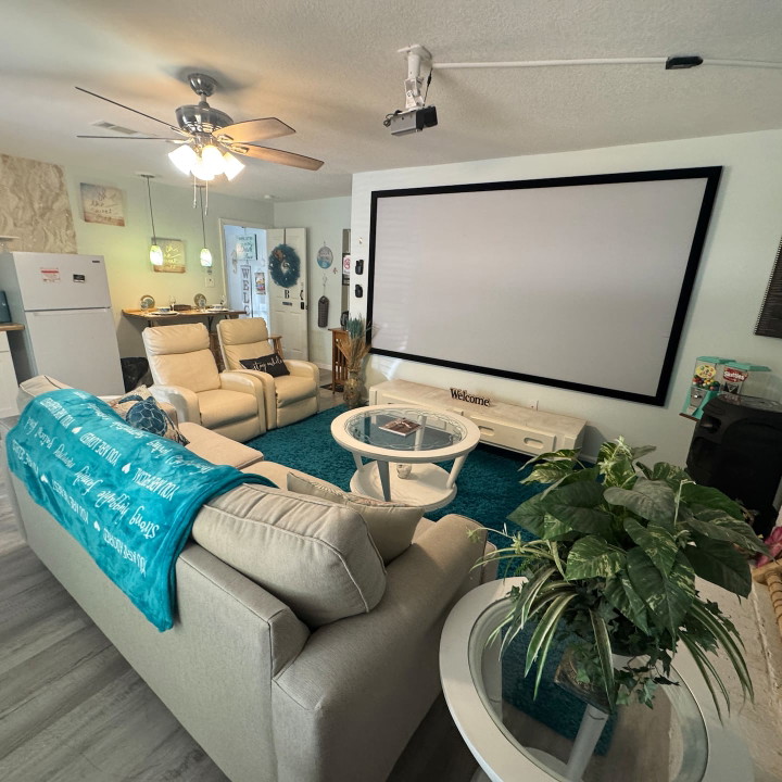 1br 1ba Huge Fenced In Yard 6 Mins From Beach! - Biloxi, MS