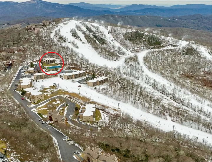 Renovated! Ac! Ski In-out/pool/hot Tub/views/sauna - Banner Elk, NC