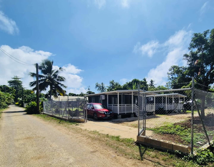 Caruso's Place - Tonga