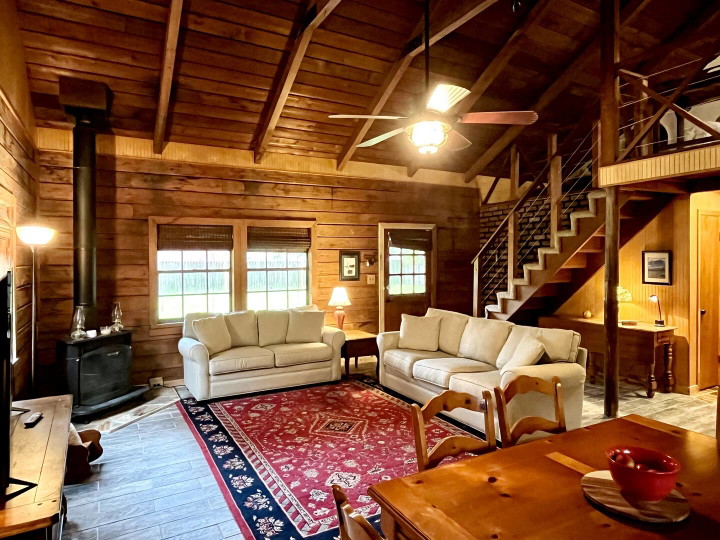 The Bayou Log Cabin - Florida