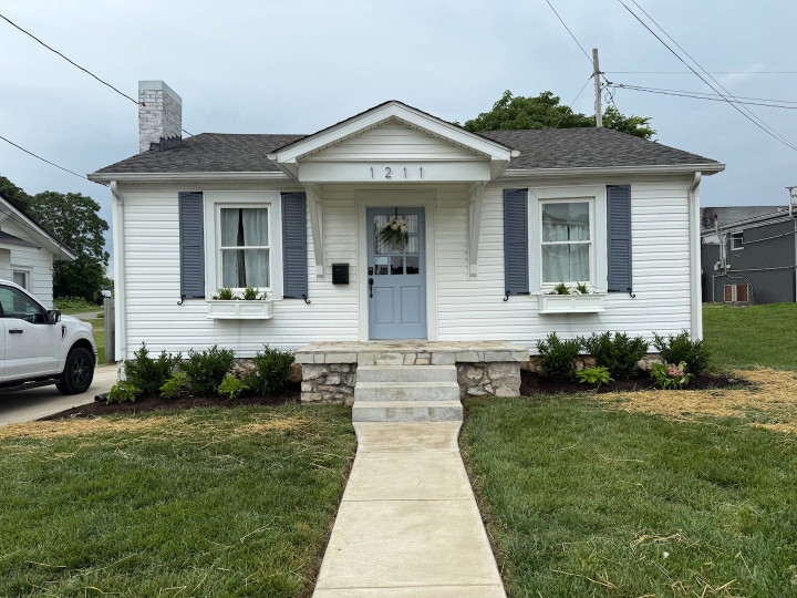 Charming Cottage - Bowling Green, KY