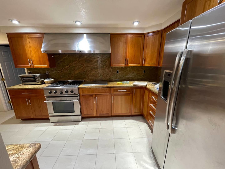 Adorable 2 Bedroom In Burlingame. - San Mateo, CA