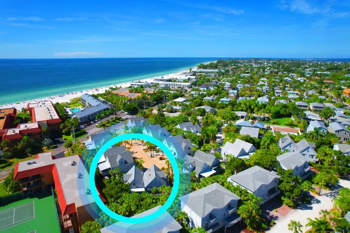 2 Min Walk To Holmes Beach - Walk To Shops, Dining - Anna Maria, FL