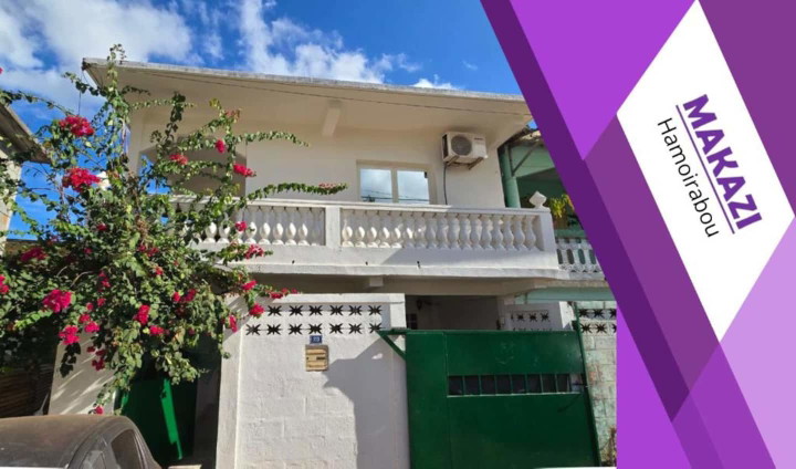 Vue Mer Et Montagnes, Balcon, Appart Climatisé - Mayotte