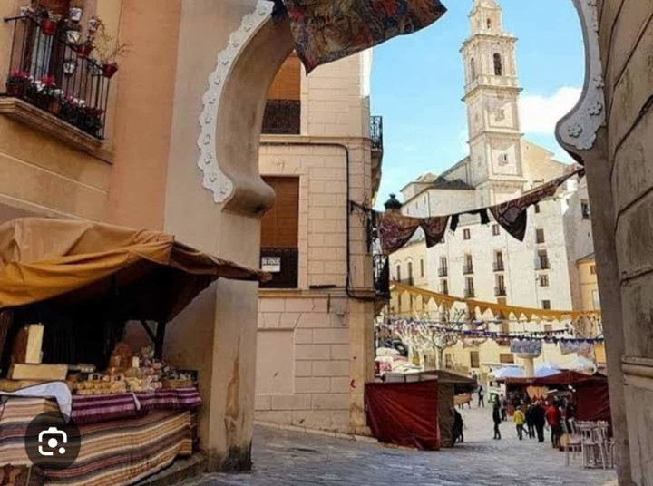 Preciosa Casa Al Lado De La Plaza Del Ayuntamiento - Onteniente