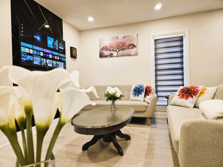2f Balcony/onsite Parking/walk To Bus Terminal - Niagara Falls, NY