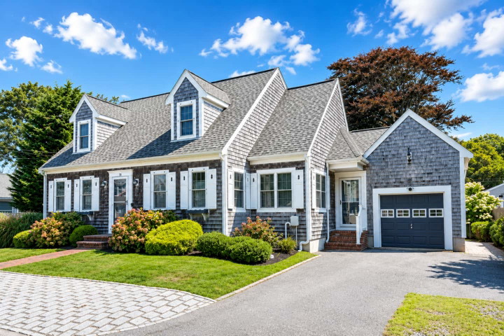 Fabulous Falmouth Heights Home Steps To Beach! - Falmouth, MA
