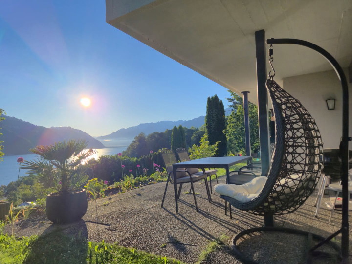 *Pura Vida* Garden & Lakeview Apartment - Spiez
