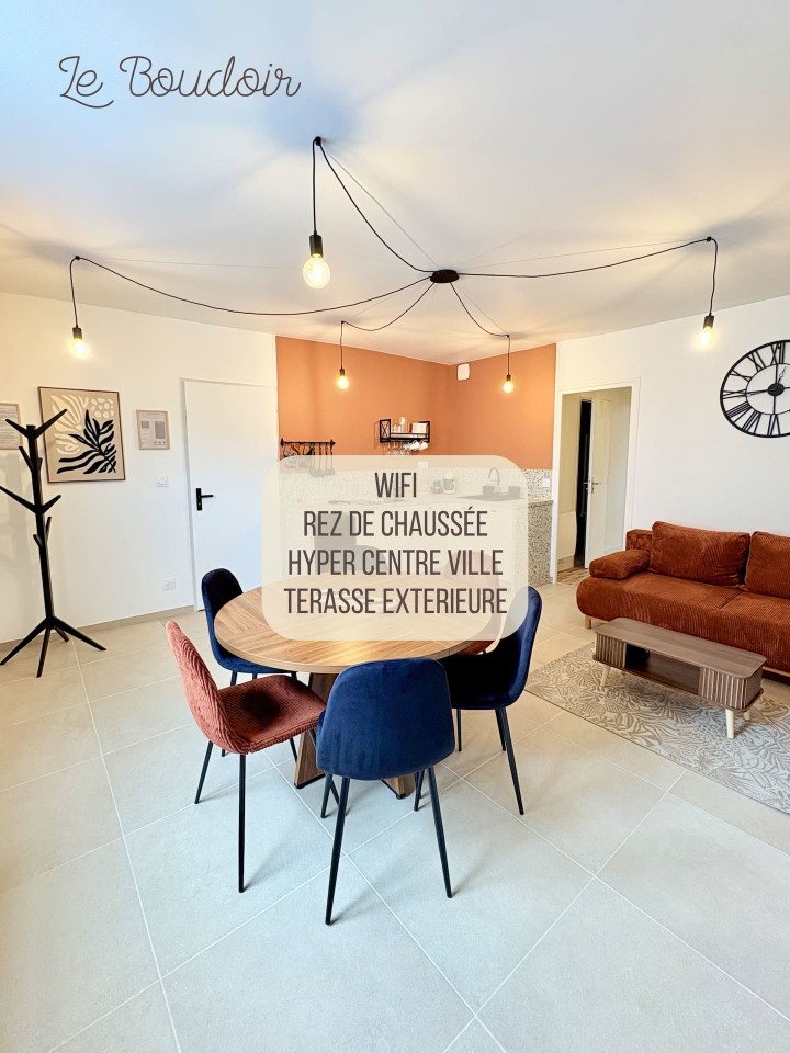 Le Boudoir, A Charming Getaway Right In The City Centre - Amboise