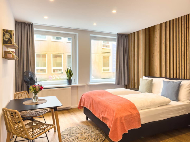 Lorenz 22: Stylish Studio Apartment In A Central Location - Nuremberg