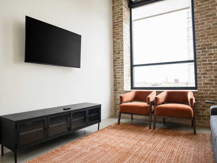 Roami At Century Plaza | High Ceilings | 2br Loft - Minneapolis, MN
