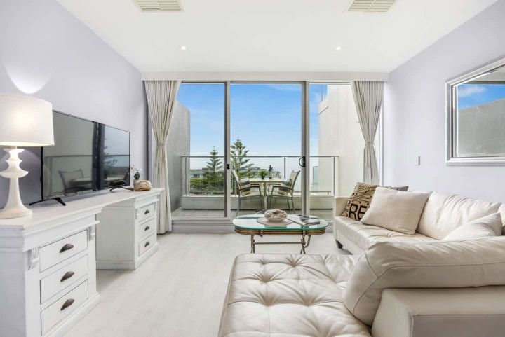 Belle Escapes - Ocean Views Over The Bay - Glenelg