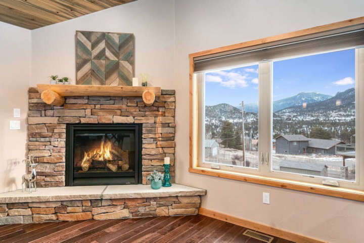 Alpine Sunflower Cabinstunning Views! Quiet Location--hot Tub--minutes To Rmnp - Estes Park, CO