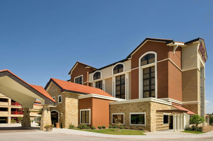 Drury Plaza Hotel San Antonio Airport - San Antonio, TX