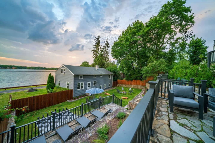 5br Beach House, Water Views, Game Room, Backyard - Norwalk, CT
