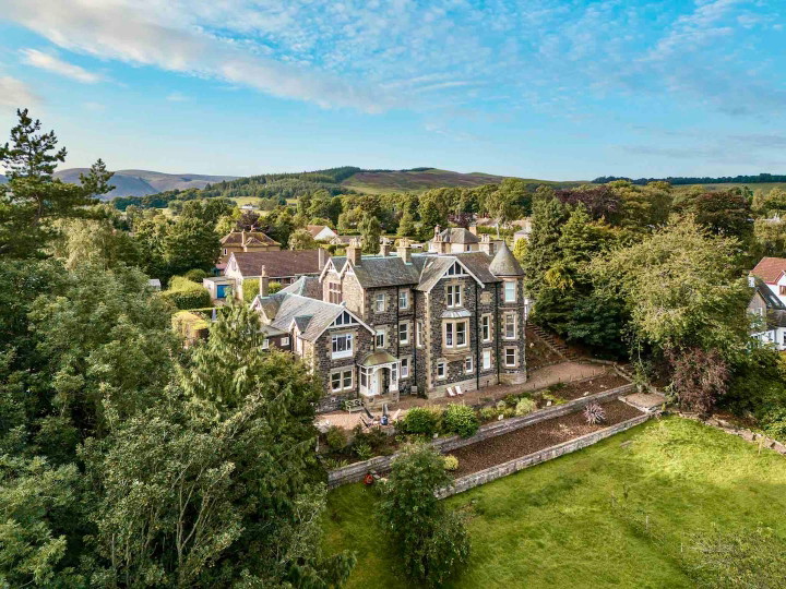 Dilkusha, Peebles - Peebles