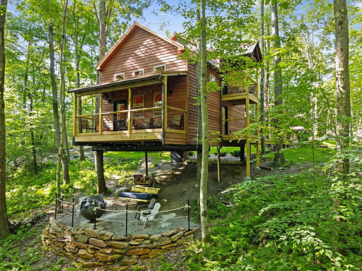 Ohiopyle Luxury Treehouse - Farmington, PA