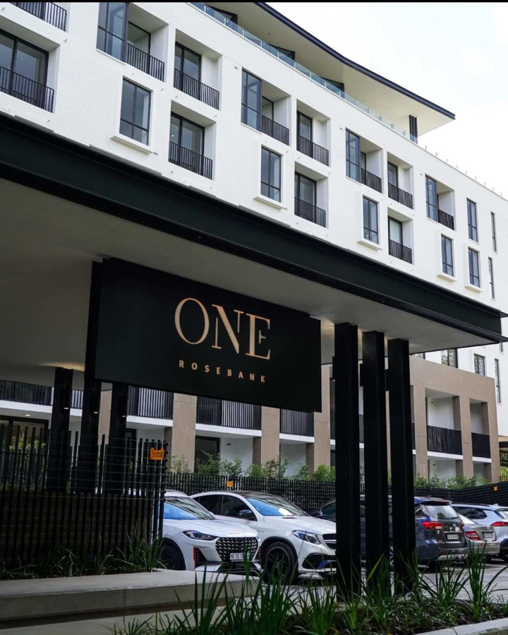 Athule Inn - Rosebank-deluxe Double Apartment 155 - Johannesburg