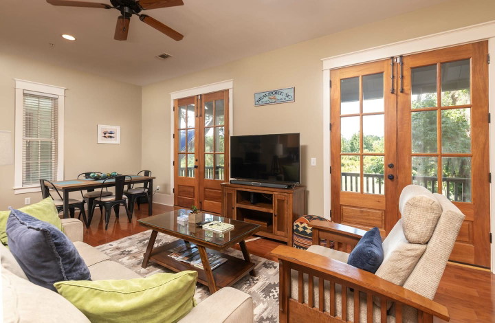Cherokee Farms Flat - New Listing In Habersham - Beaufort, SC