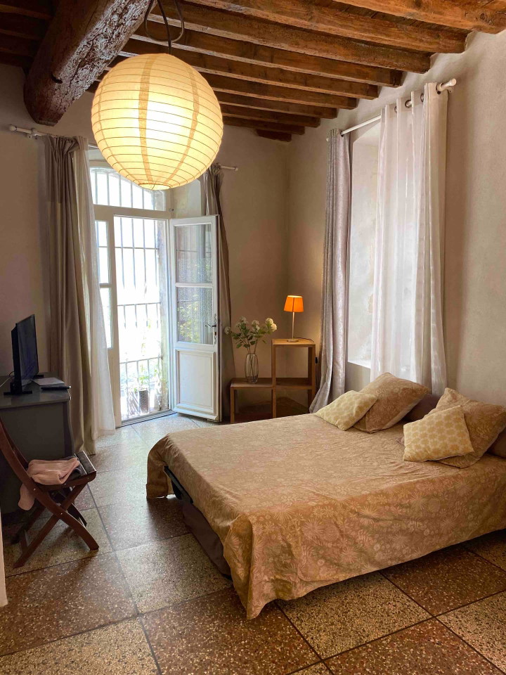 Arles Studio Climatise Dans Le Centre Historique - Arlés