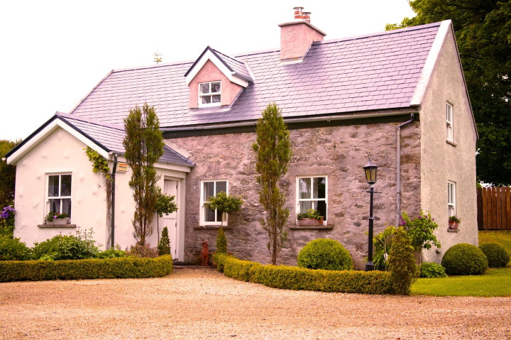 Sweet Ballygowan - Loughrea