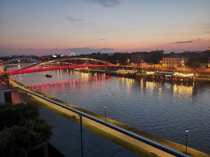 Apartment With A View Of The Vistula River And A Rooftop Terrace - Krakow