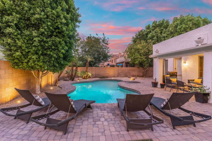 Desert Escape Minutes From Shopping, Dining & Golf - Phoenix, AZ