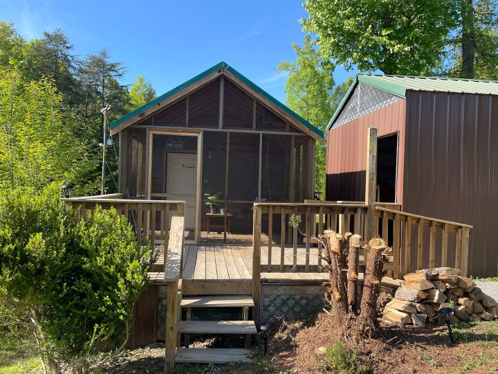 The Oak Oasis - Gorgeous Views And A Hot Tub - West Virginia