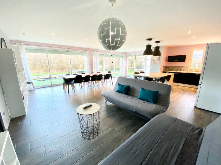 Arbo' Gîte : Villa Rénovée De Plus De 180m² - Rhône-Alpes