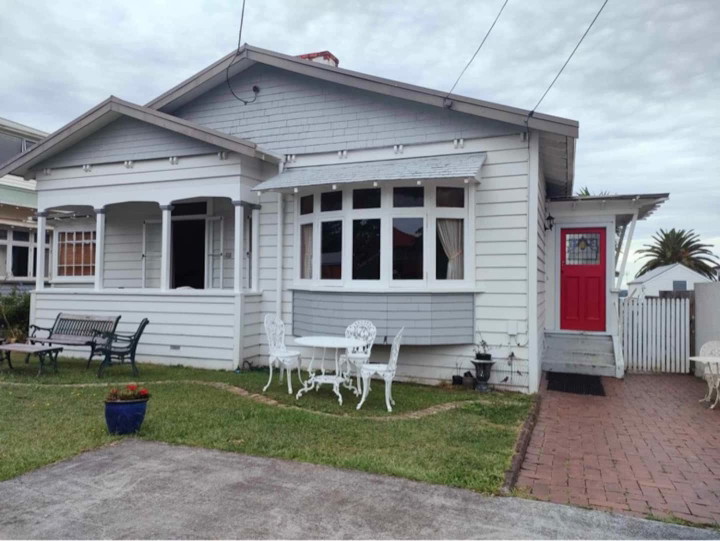 3 Bdrm Guest Suite In 1920s Bungalow, North Shore - Auckland