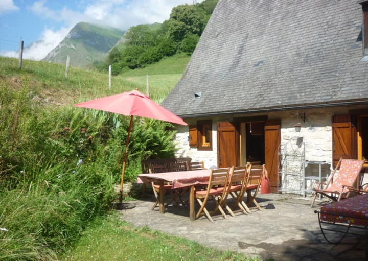 Grange De Garias
En Pleine Nature Dans Le Village - Cauterets