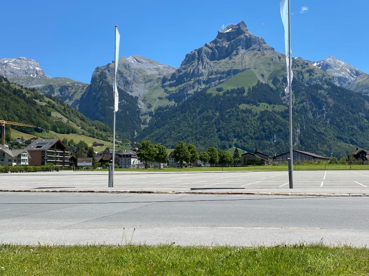 Bergzimmer - Gateway To Your Mountain Adventure - Engelberg
