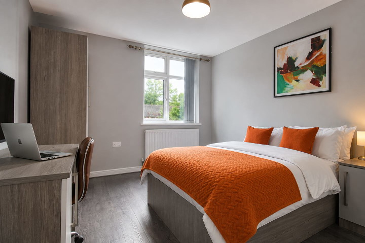 Hotel Style Private En-suite, Room 4 - Manchester
