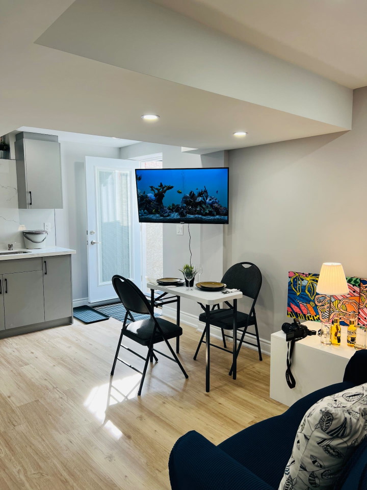 Modern 2 Bdrm Gateaway, Near Hwys, Starbucks - Brampton