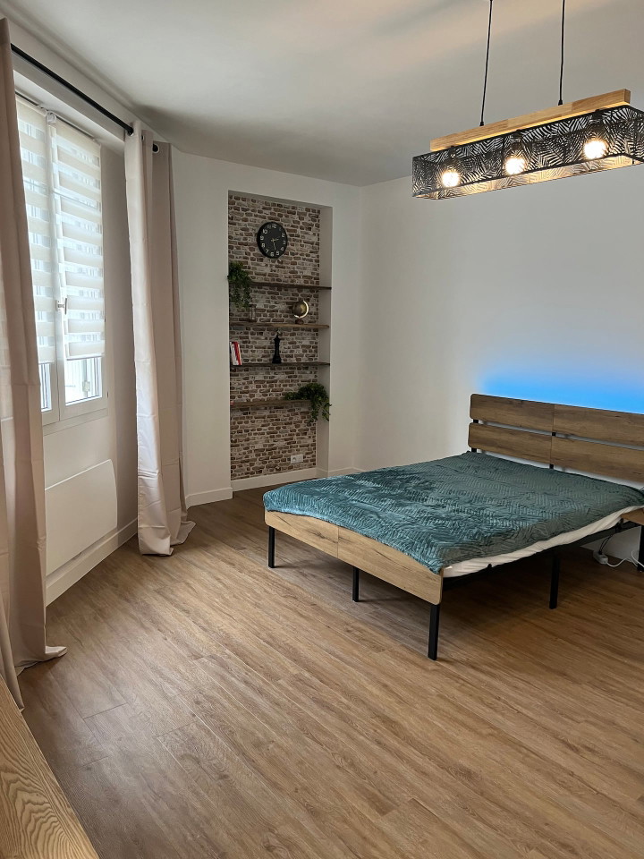 Studio Moderne En Rez-de-chaussée - Fougères