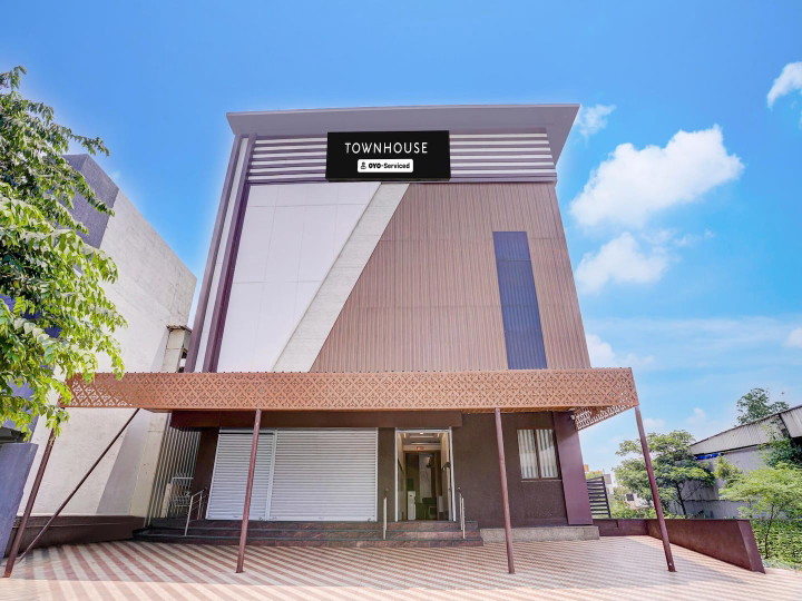 Maison De Ville De Luxe Kmf Dharwad - Dharwad