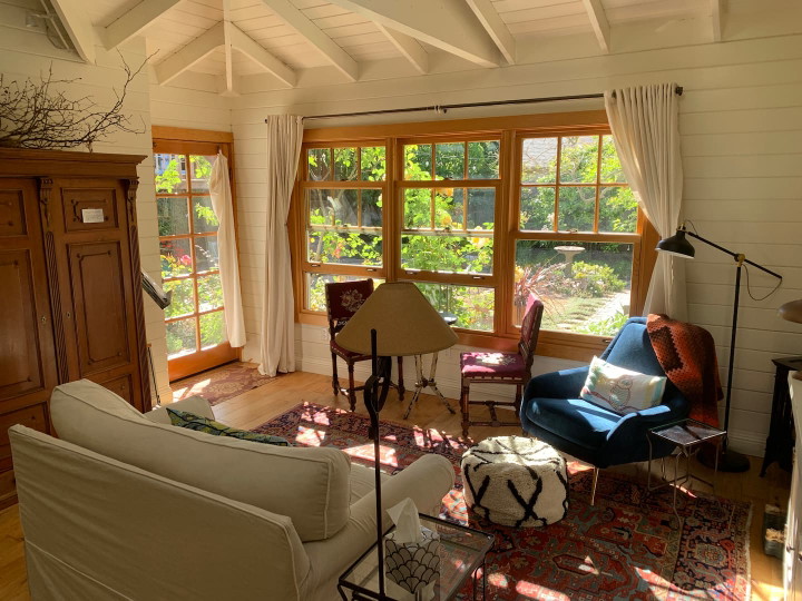 Sun-drenched Art-filled Garden Cottage In Dimond - Oakland, CA